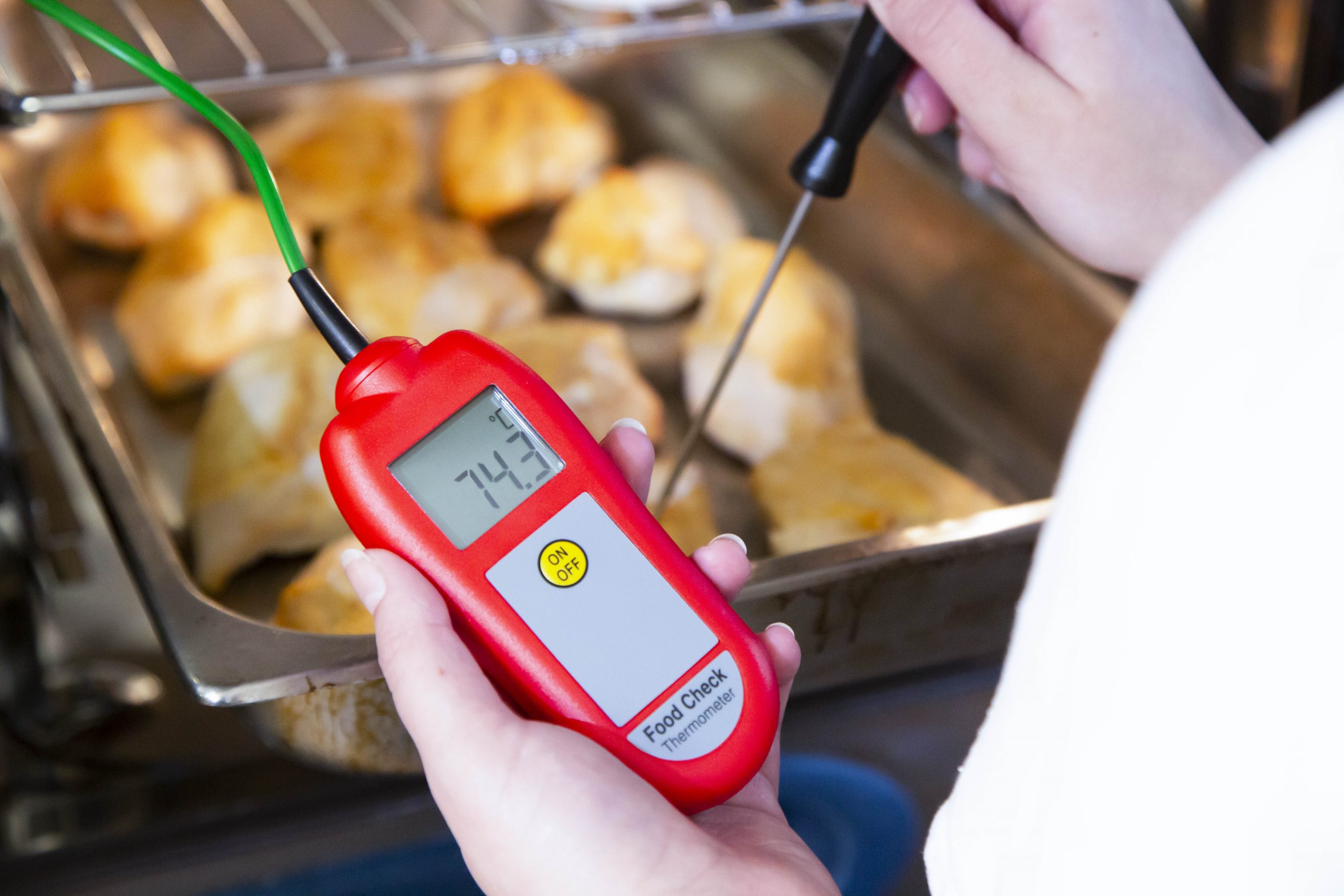Don't Turn a Blind Eye to Food Temperature Monitoring | MEM Magazine
