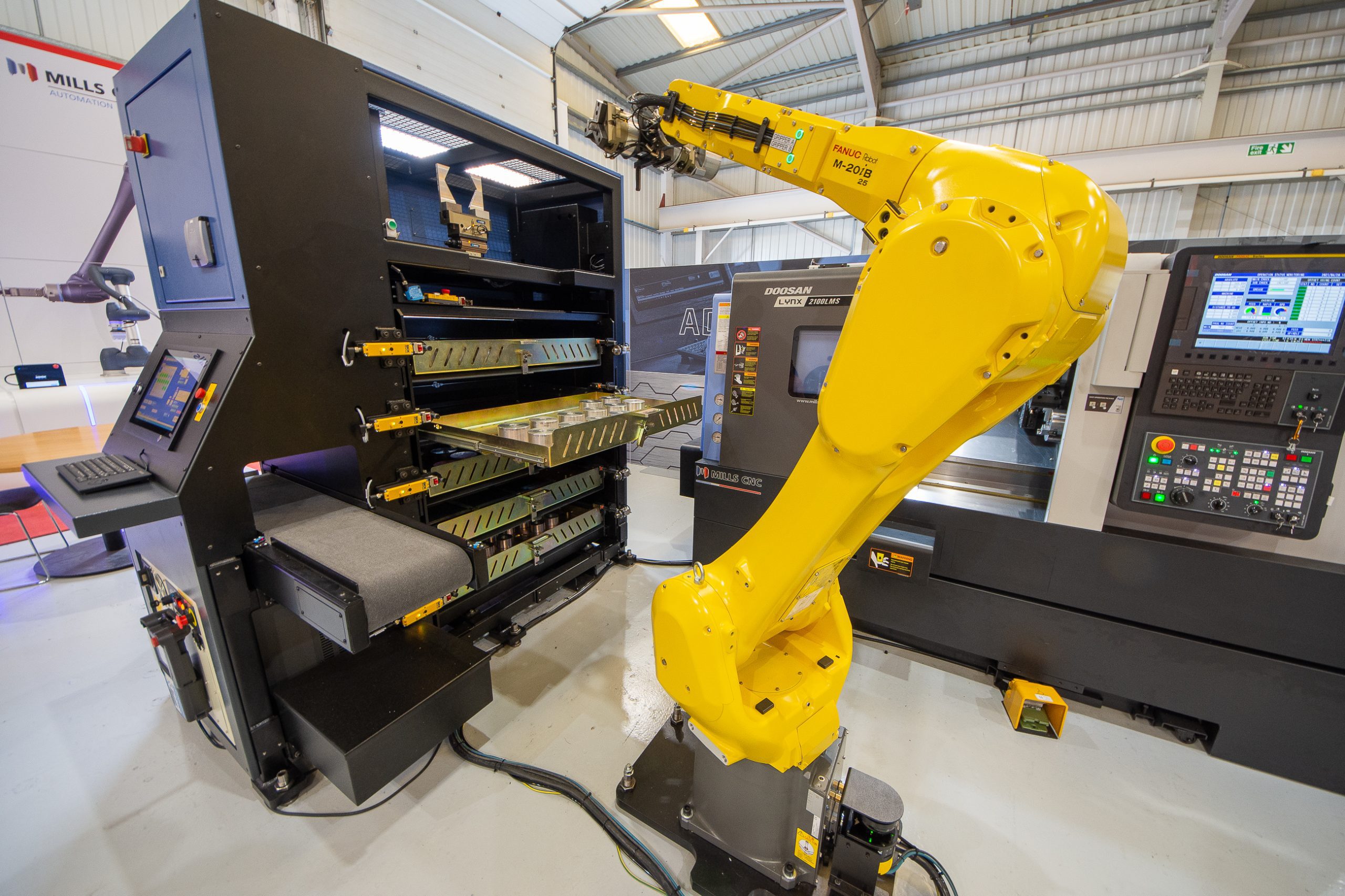 Robot Safety Without Compromise from SICK for Mills CNC | MEM Magazine