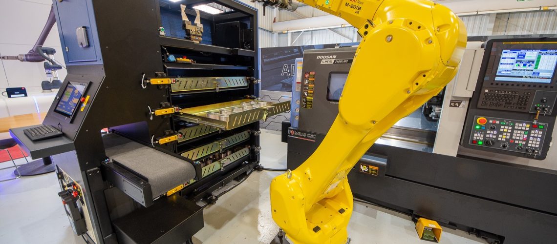 Robot Safety without Compromise for Mills CNC | MEM Magazine